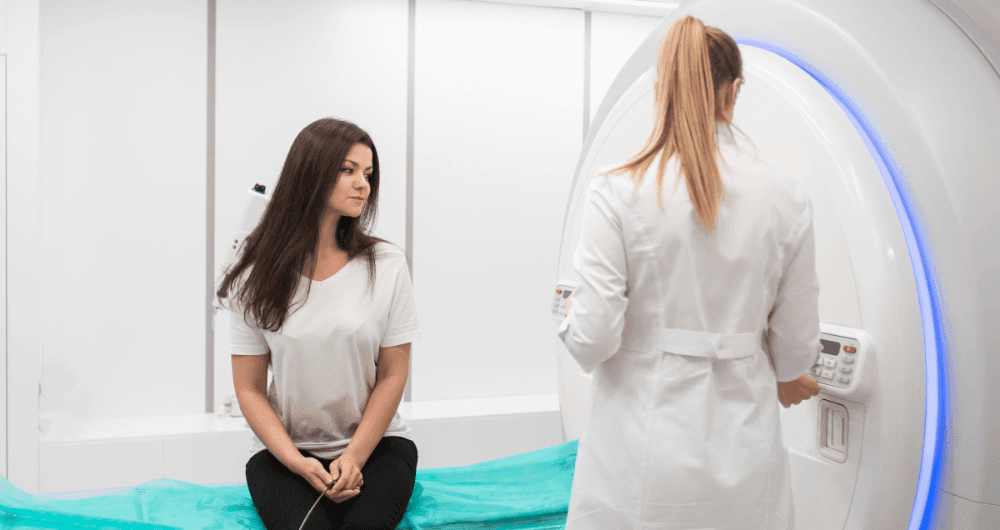 IRM de l'épaule : définition, traitement et avis de spécialistes