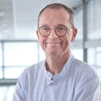 Tumeur urothéliale : définition, symptômes et avis de spécialistes